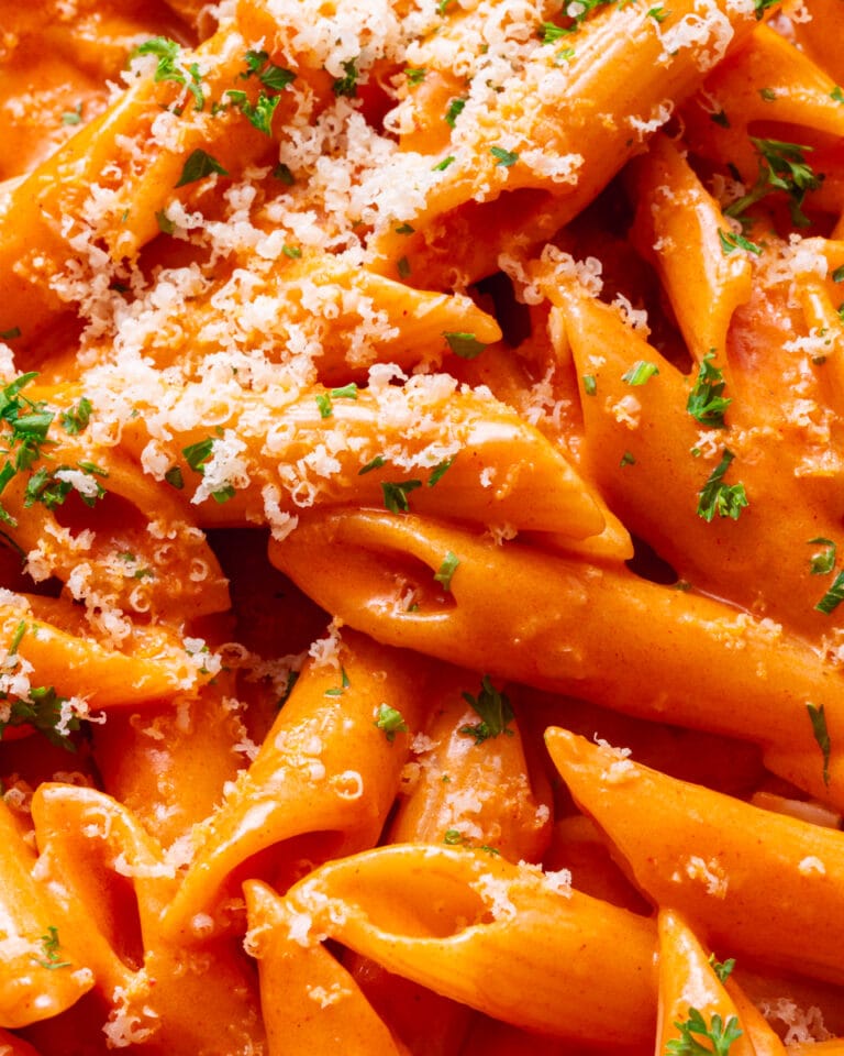 Creamy Gochujang Pasta - School Night Vegan