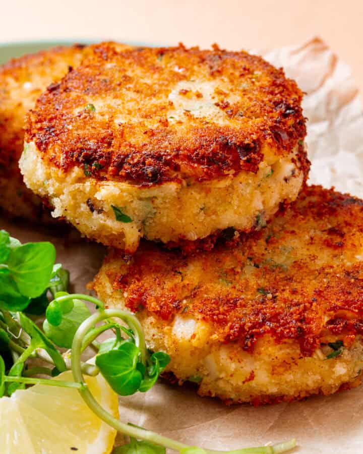 Vegan Crab Cakes Recipe (Fried, Baked or Air Fried) - School Night Vegan