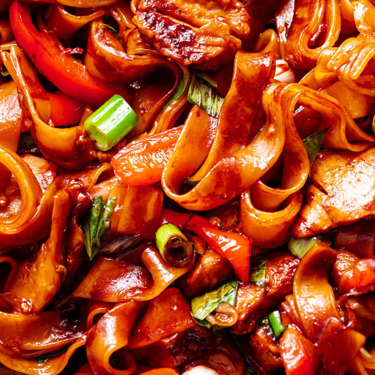 Easy Vegan Thai Drunken Noodles (Pad Kee Mao) - School Night Vegan